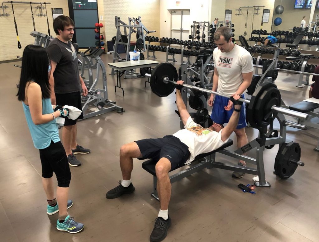 Work and working out are better with friends - SAS Life